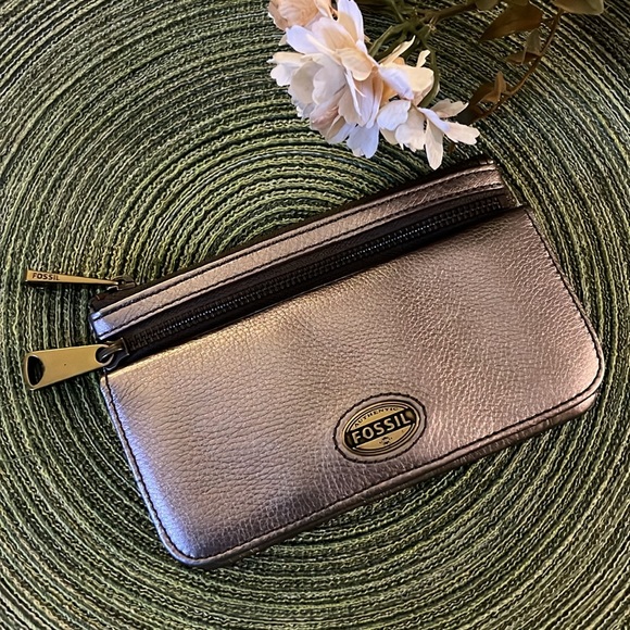 Fossil | Bags | Fossil Explorer Leather Pewter Metallic Flap Clutch ...